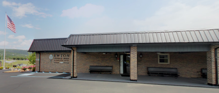 Lary Funeral Home | Compassionate Funeral & Cremation Services